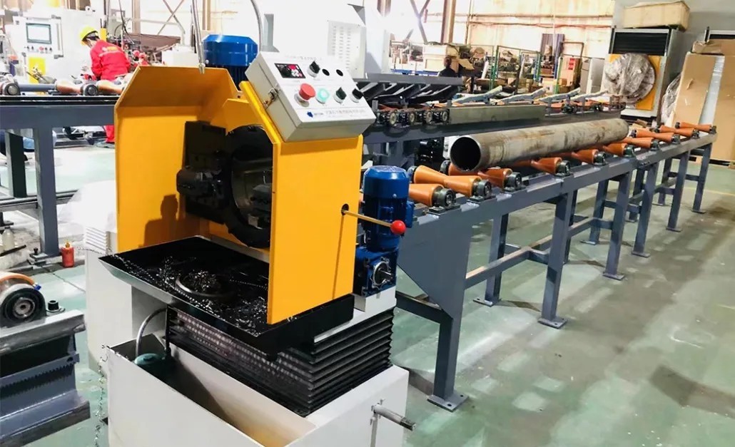Stationary Pipe Cutting & Beveling Machine